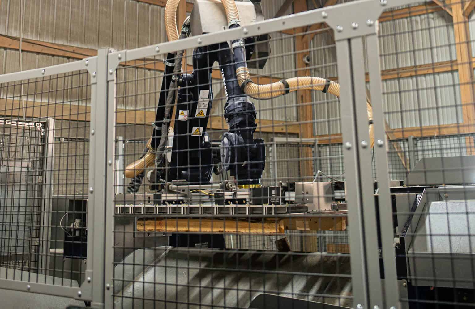 Tear down 100 pallets an hour with the Robotic Pallet Dismantler.